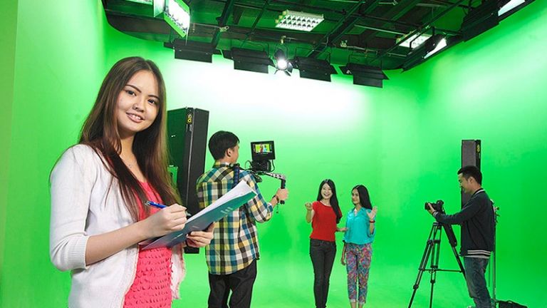 Apa Itu Green Screen dan Bagaimana Cara Penggunaannya?